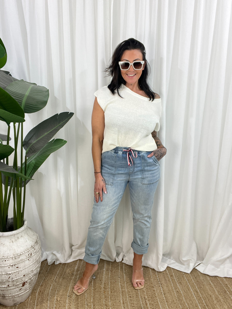 Apollo Pull On Jean – Millienme